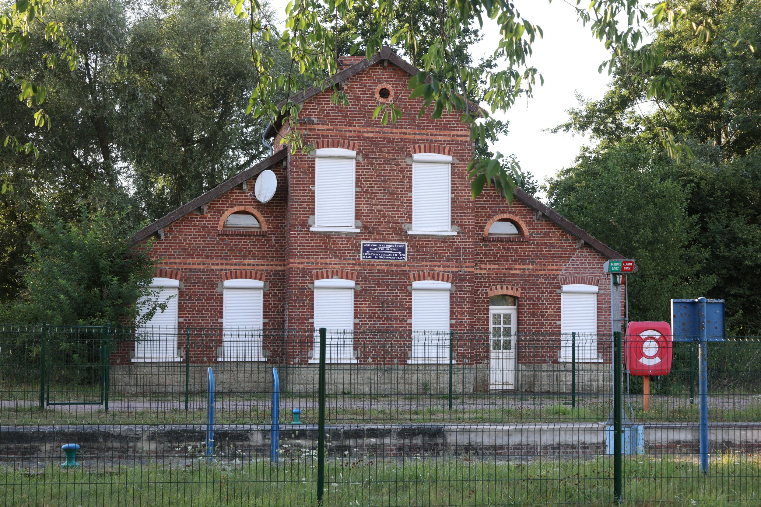 Sluis 23 d'Hauteville | Binnenvaart in Beeld